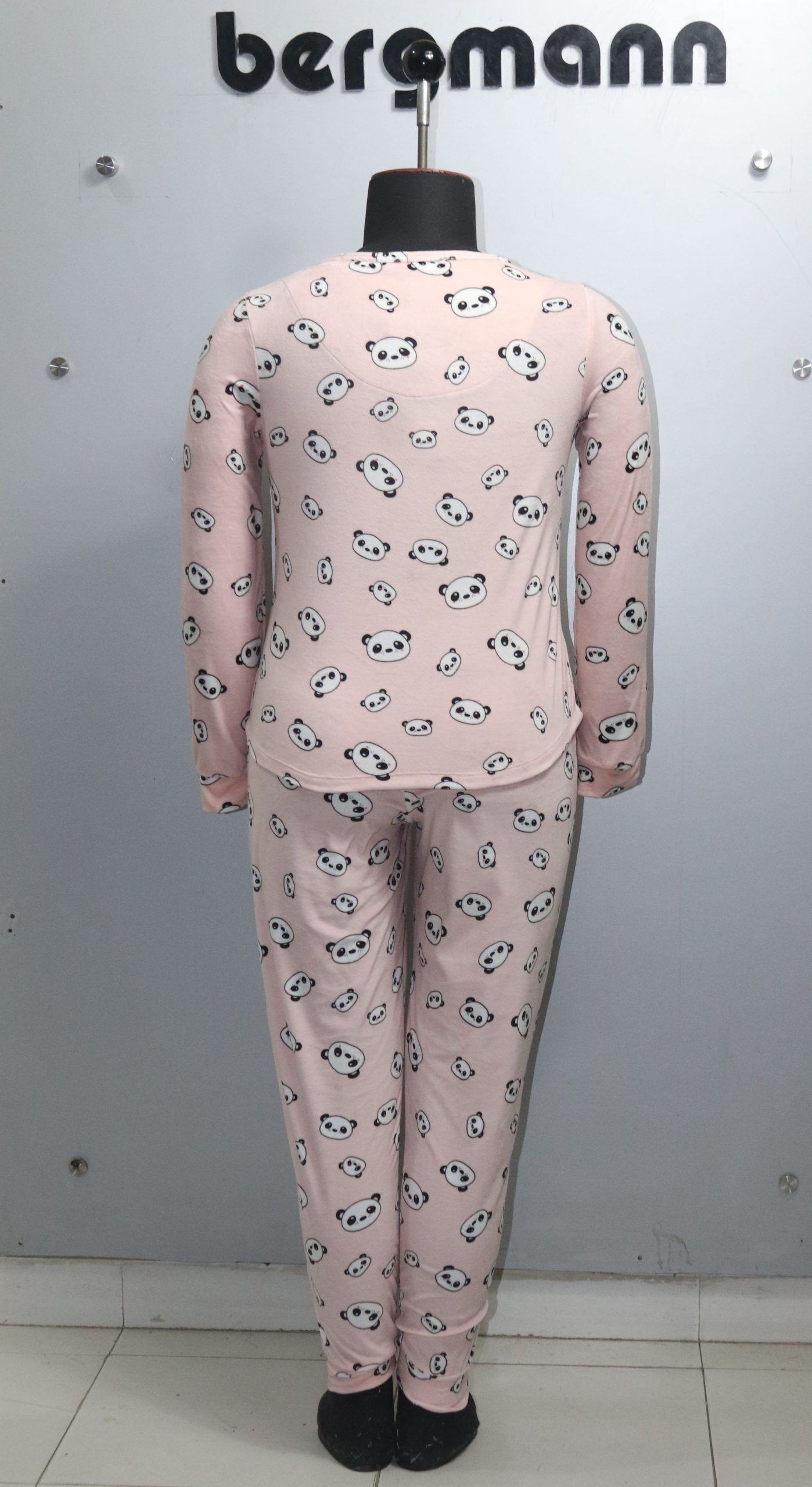 LADIES PYJAMA SET – Bergmann